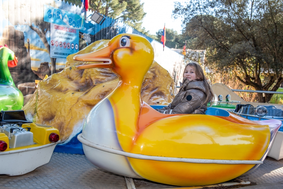 Attraction Baby Boat - Magic Park Land